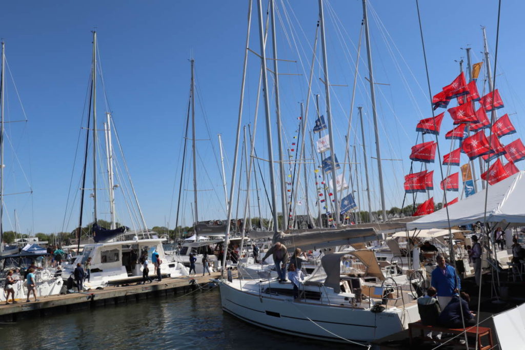 What are the Best Boat Shows for Sailboats?